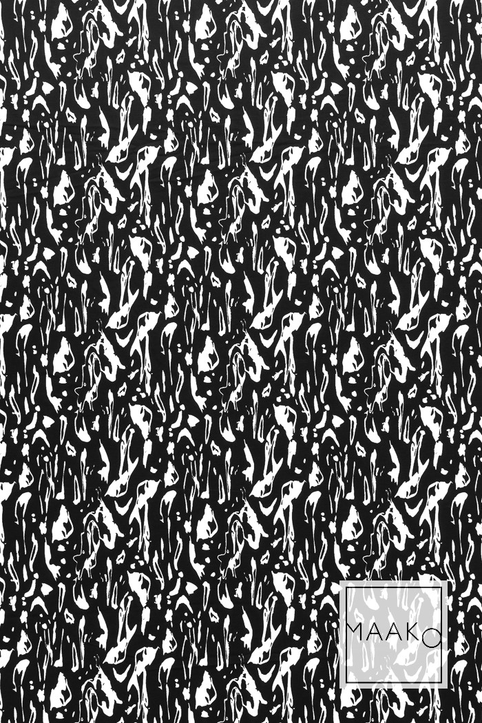 MAAKO "Muste"